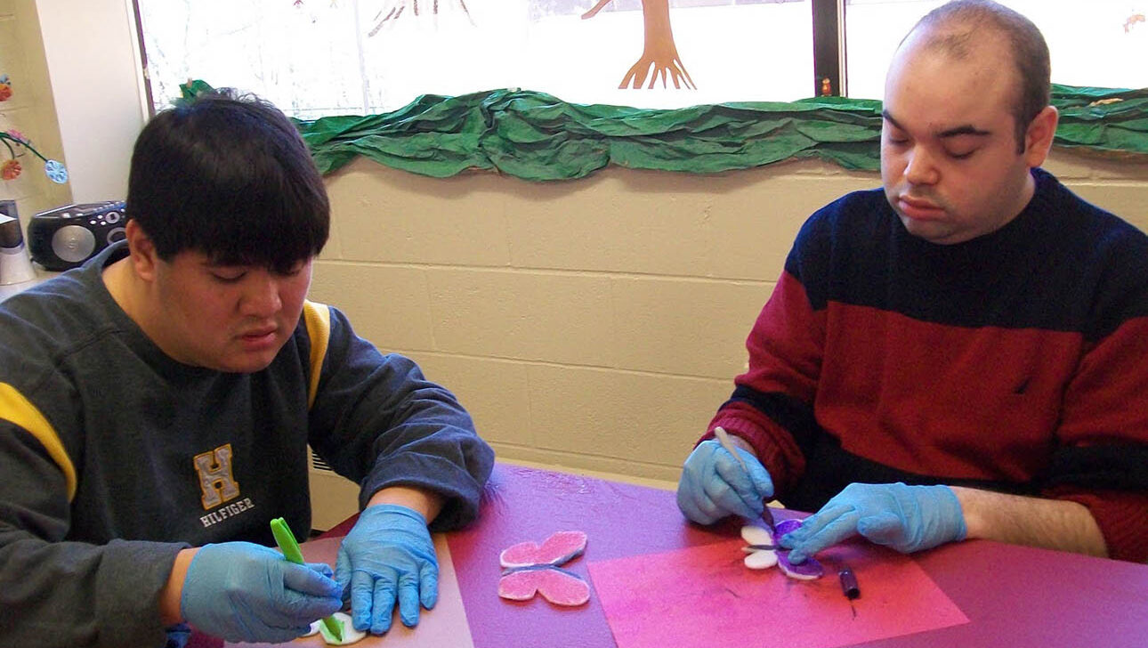 Shelley W. Levy Adult Day Program - Kaplen JCC on the Palisades